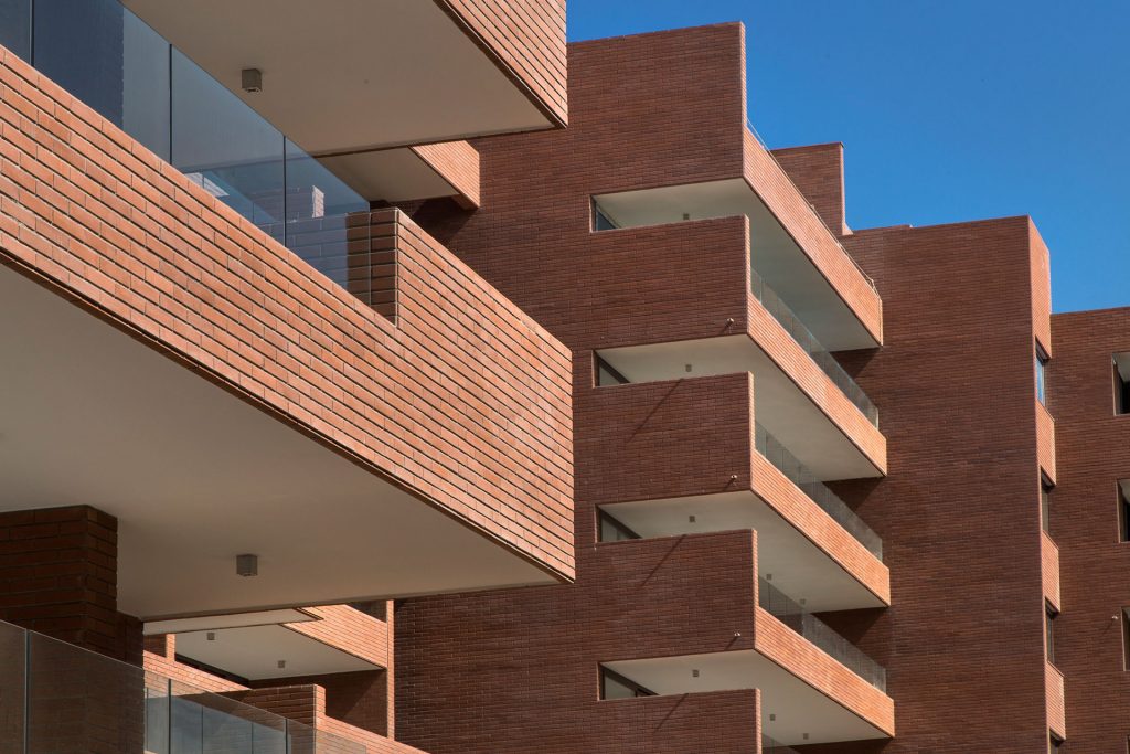 Enchape 25 x 7 cm – Cerámica Toro